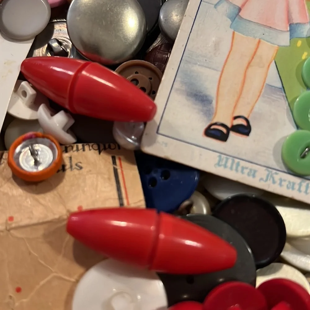 ulta kraft | Office | Antique Vintage Buttons Carded Costumakers ...